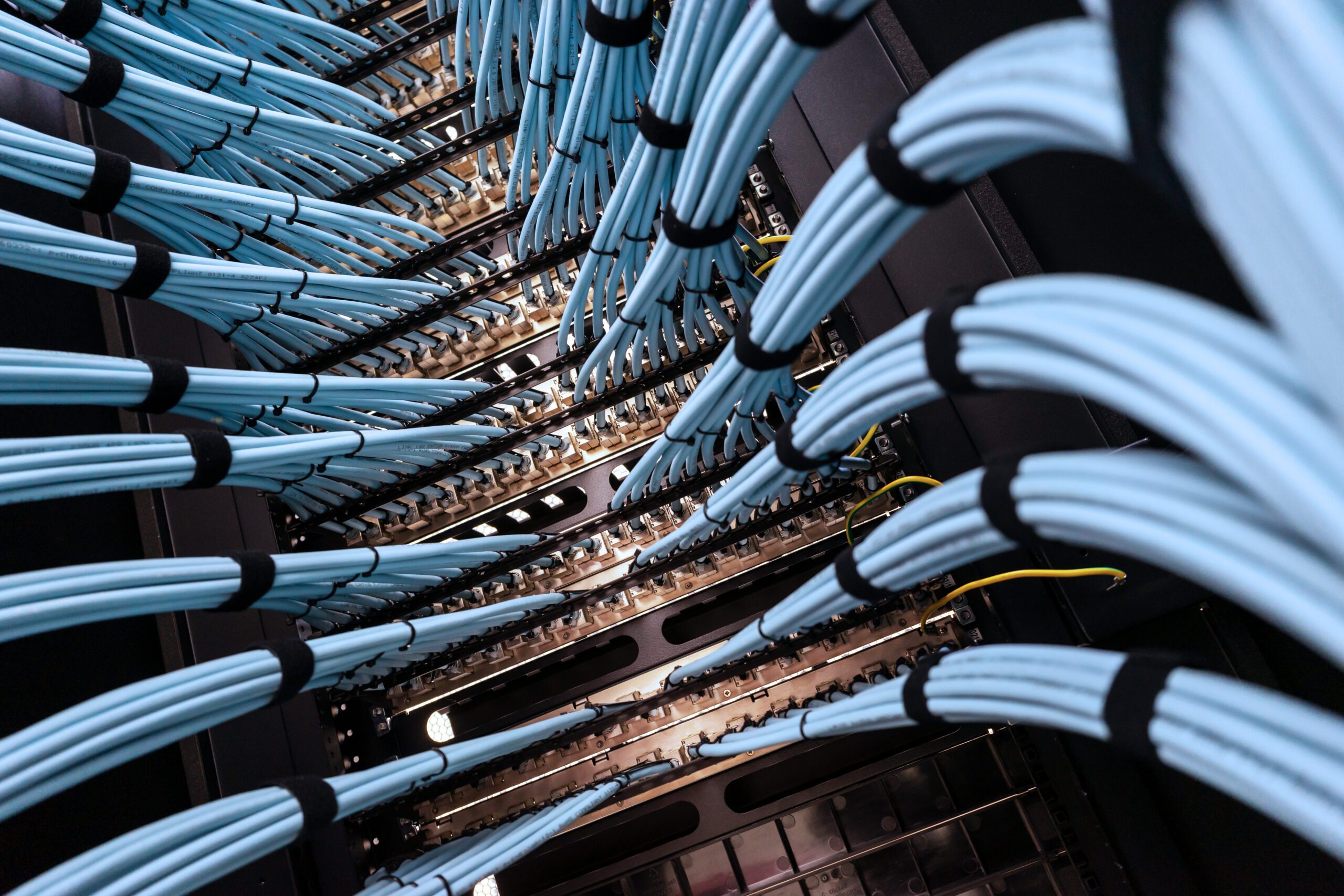 Can I Bend a Fiber Optic Cable Around a Corner? | Proterial Cable ...